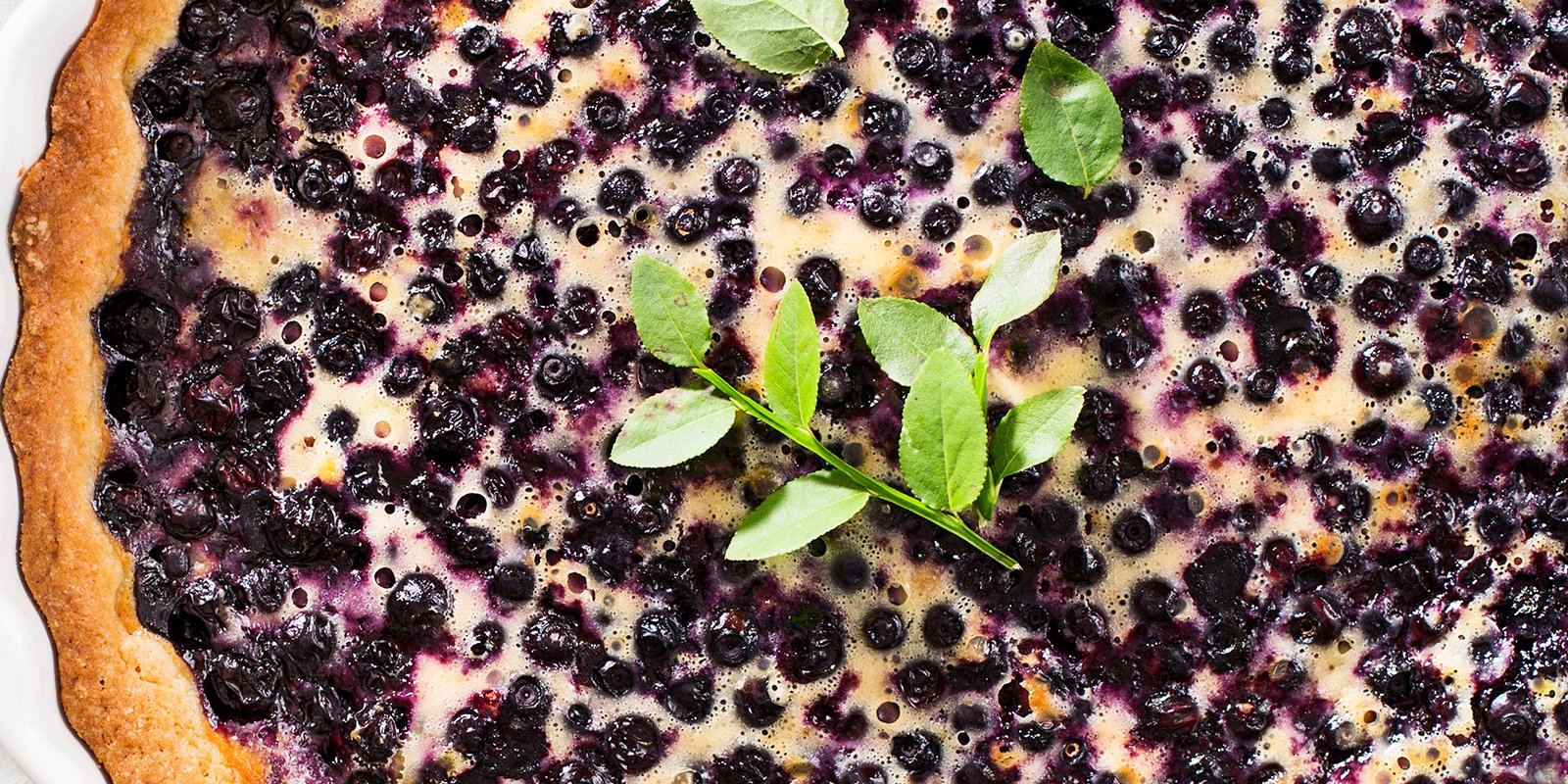 Mustikkapiirakka kermaviilillä | Myllyn Paras